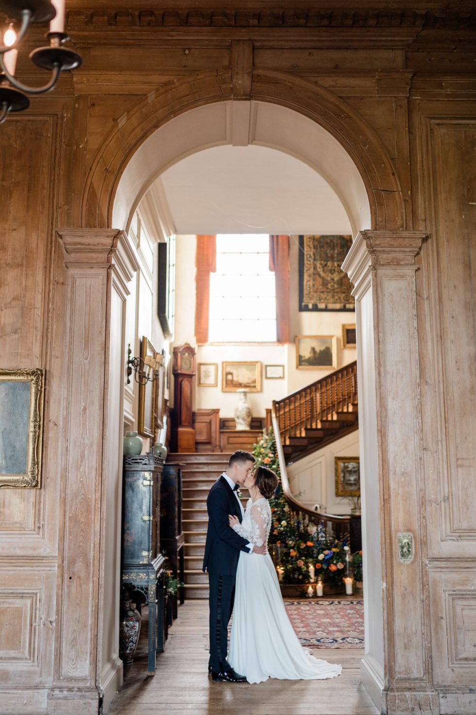 Suffolk winter wedding inspiration at Glemham Hall