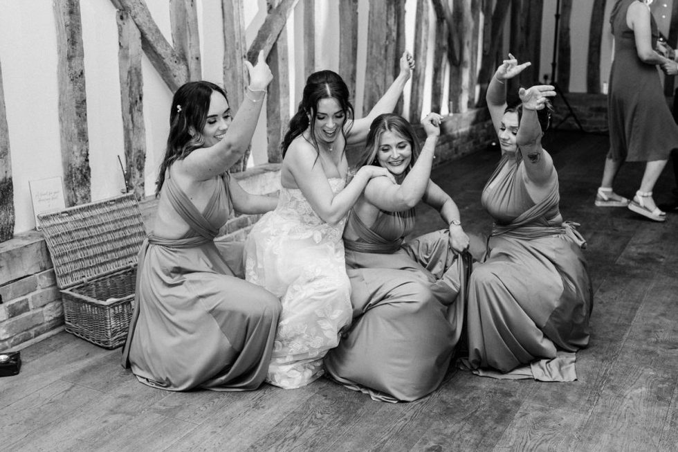 Your Guide to Villiers Barn Weddings with Beautiful Photography